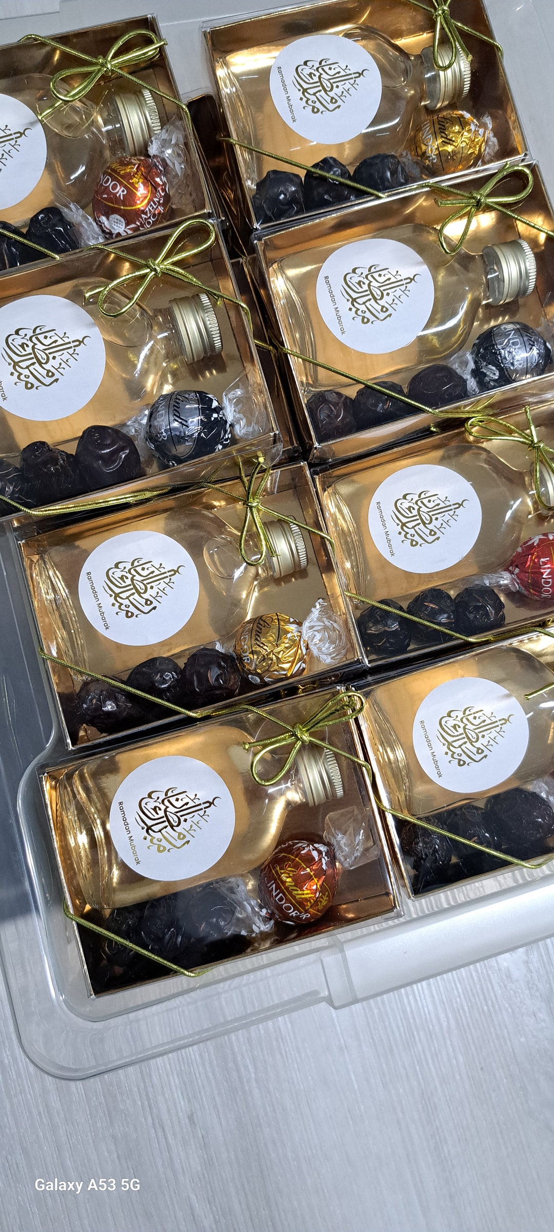 Zamzam Water Gift Box – Ajwa Dates & Lindor Chocolate, Ramadan Eid Gift ...