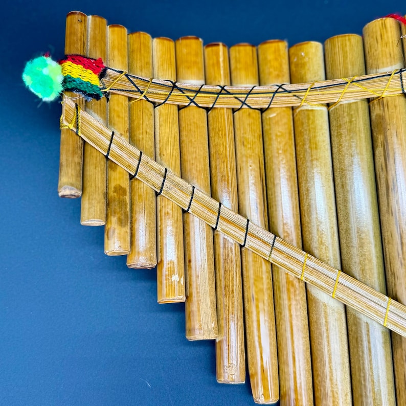 Handmade Pan Flute. Andean Pan Flute. Ecuadorian Sounds. Sound Healing ...