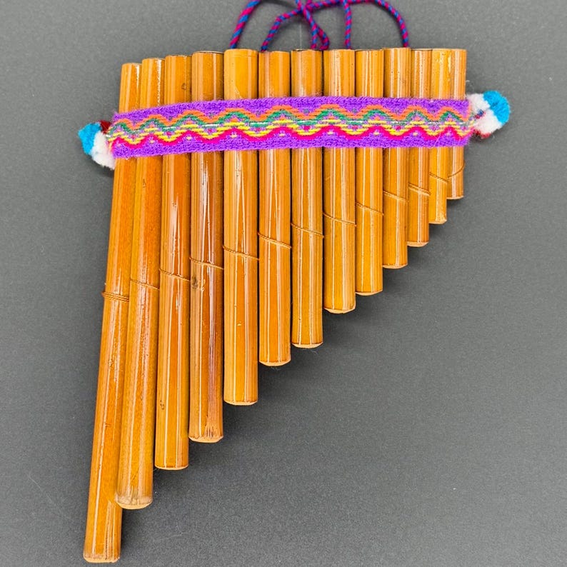 Handmade Pan Flute. Andean Pan Flute. Ecuadorian Sounds. Sound Healing ...