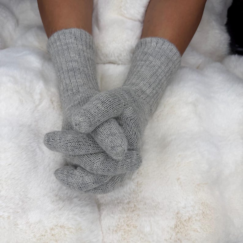Peruvian 100% Alpaca Wool Reversible Gloves. Full-finger Gloves ...