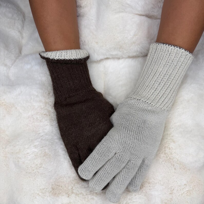 Peruvian 100% Alpaca Wool Reversible Gloves. Full-finger Gloves ...