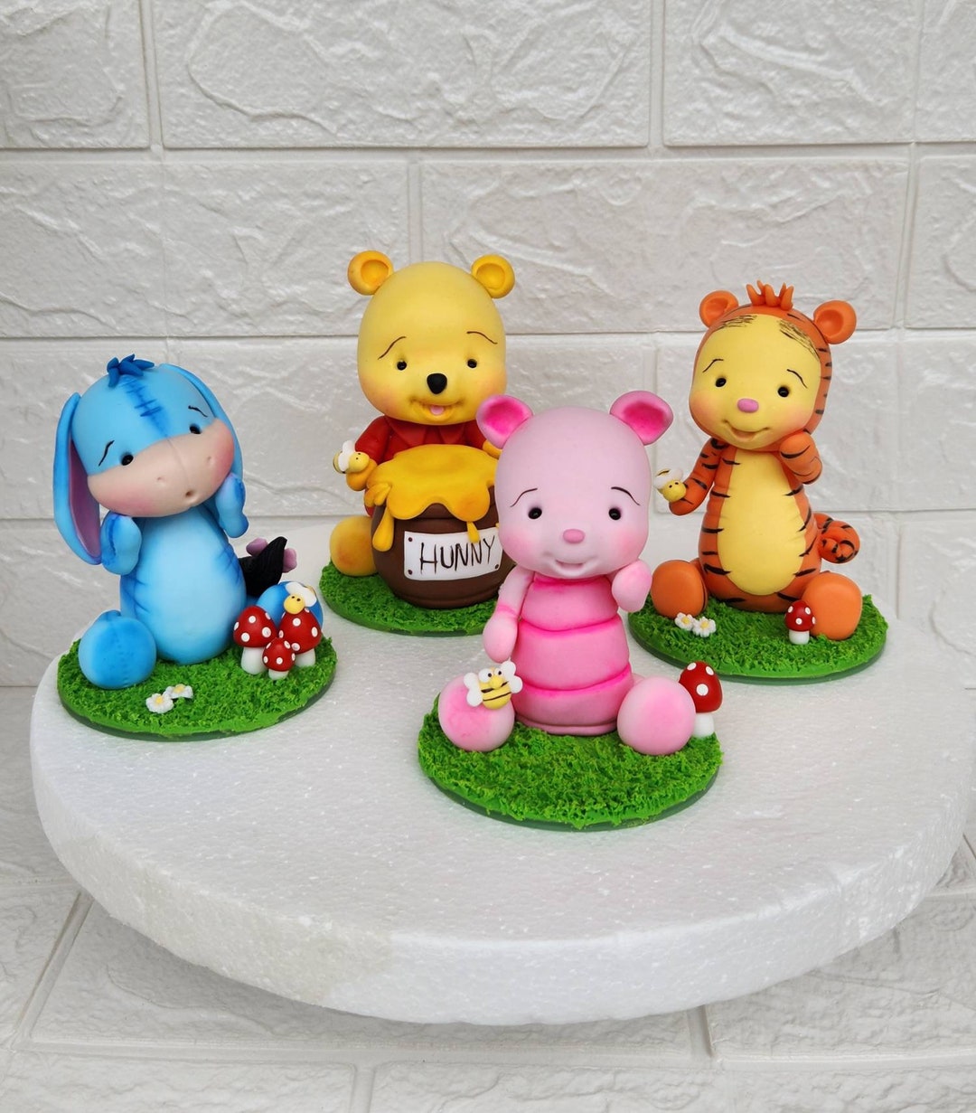 Winnie the Pooh Figures Decoration Room Clay,porcelain Cold Winnie Pooh ...