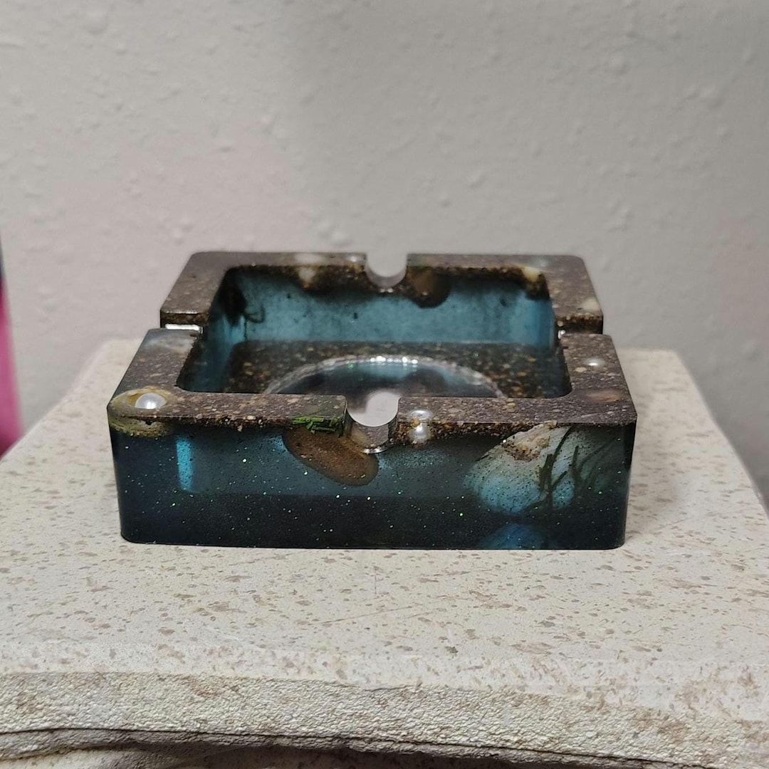 Square Upside Down Ocean Epoxy Resin Ashtray With Mirror Center - Etsy