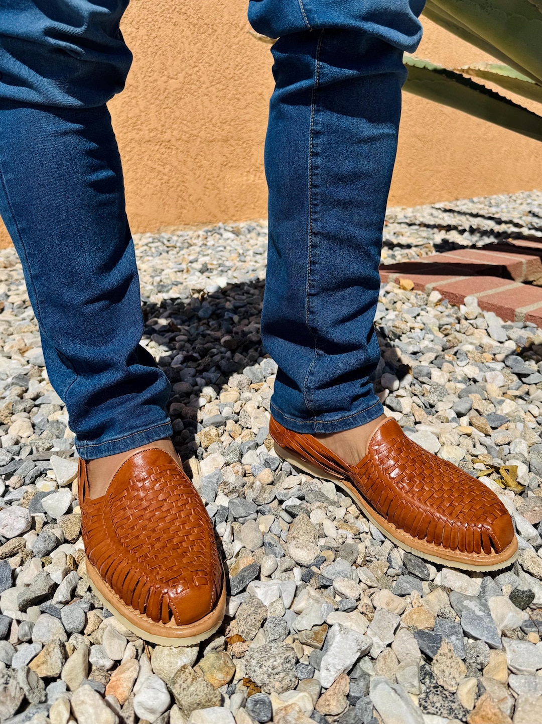 Handmade Leather Huaraches for Men: Traditional Mexican Sandals - Etsy