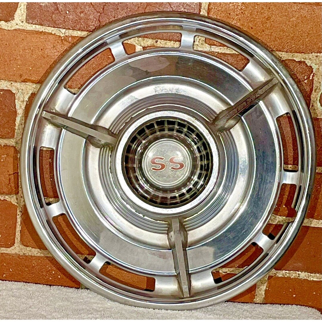 1963-66 Chevy SS 14 Hubcap Chrome Camaro Chevelle Nova Impala Super ...
