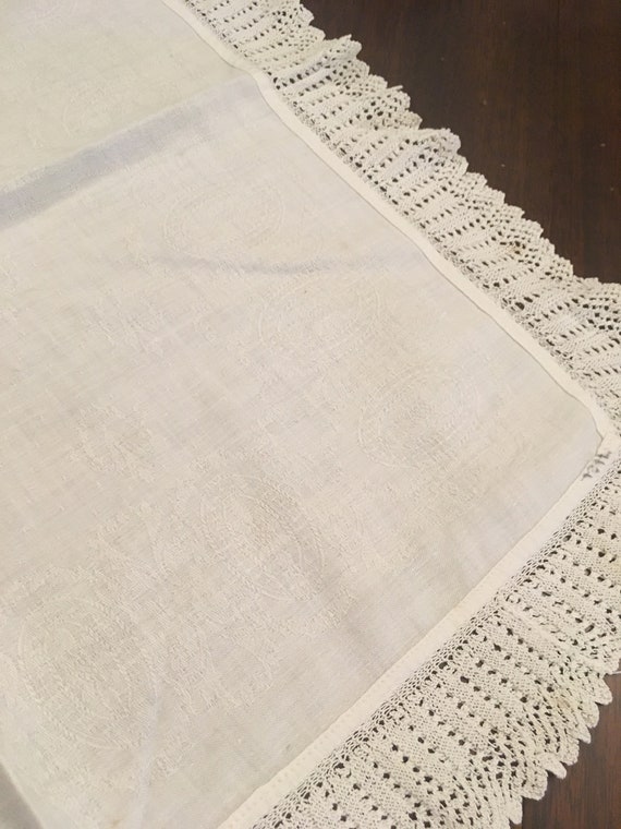 Beautiful Vintage White linen tablecloth with crochet lace | Etsy