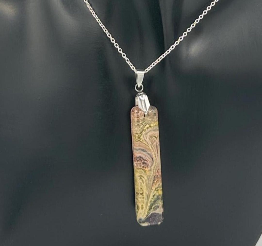 Hobo Chunky Narrow Rectangle Resin Pendant Necklace Vibrant Petri ...