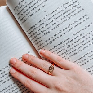 Valkyrie Signet Ring Gold - Etsy