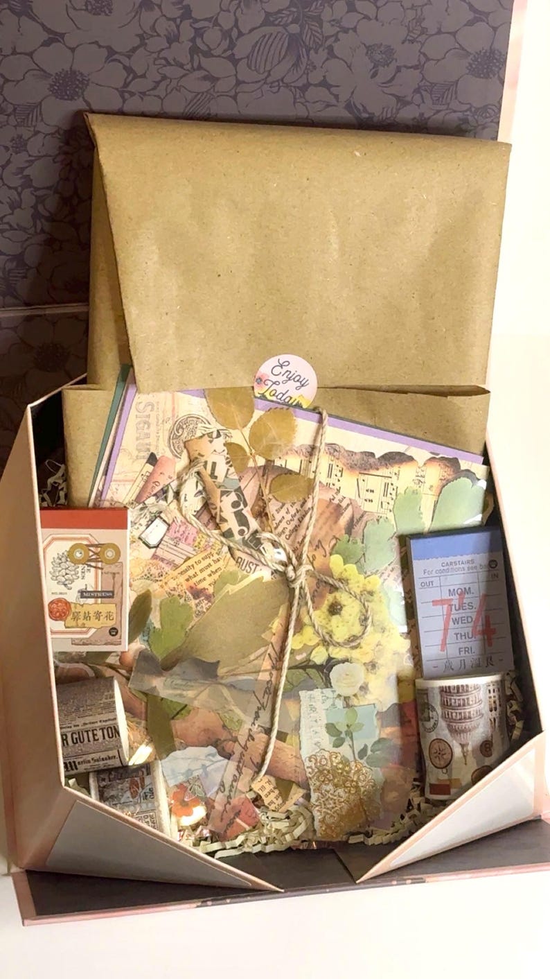 Scrapbook Junk Journaling Set Box - Giftable Relaxation Hobby ...