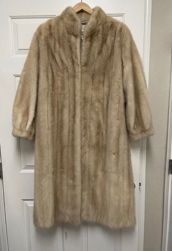 full length fur coat - Gem