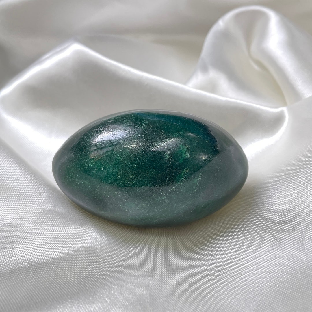 Green Jade Lingam Natural Jade Aventurine Lingam for Meditation - Etsy