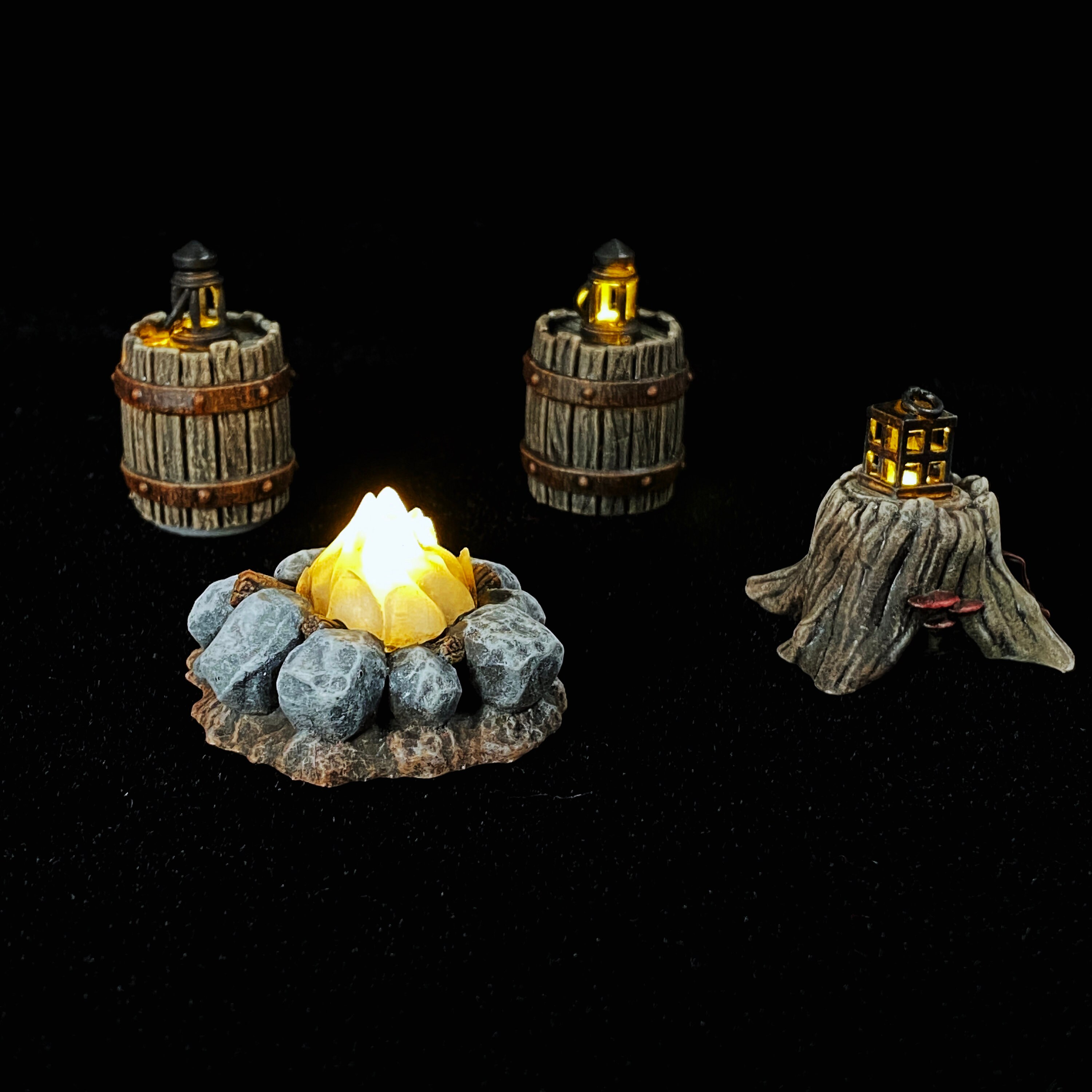 Round or Square Table and Chairs, LED Fantasy Miniatures, Light Effect ...