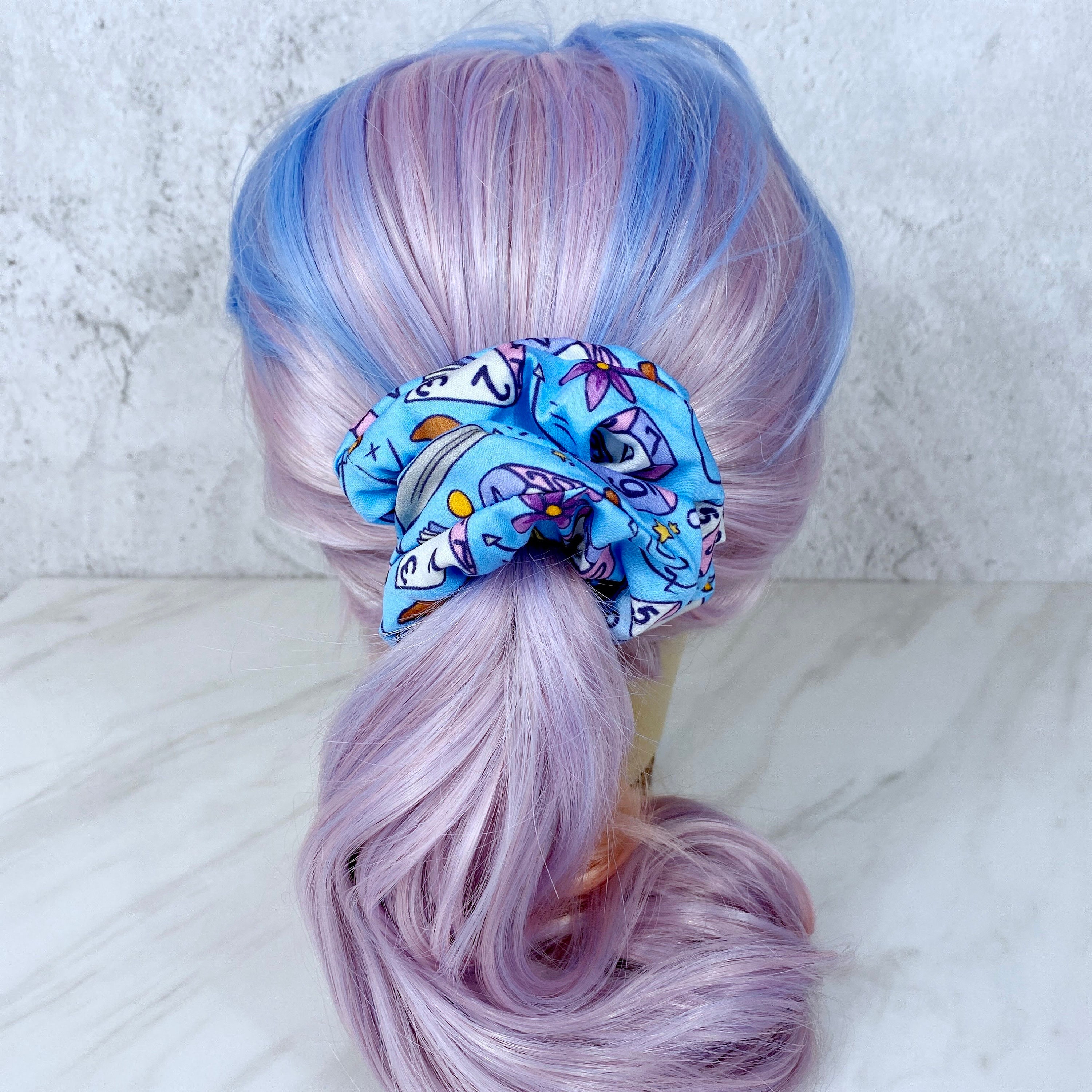Zipper Stash Scrunchie, Choose Your Weapon Grey Inventory, Mimic, Dnd ...