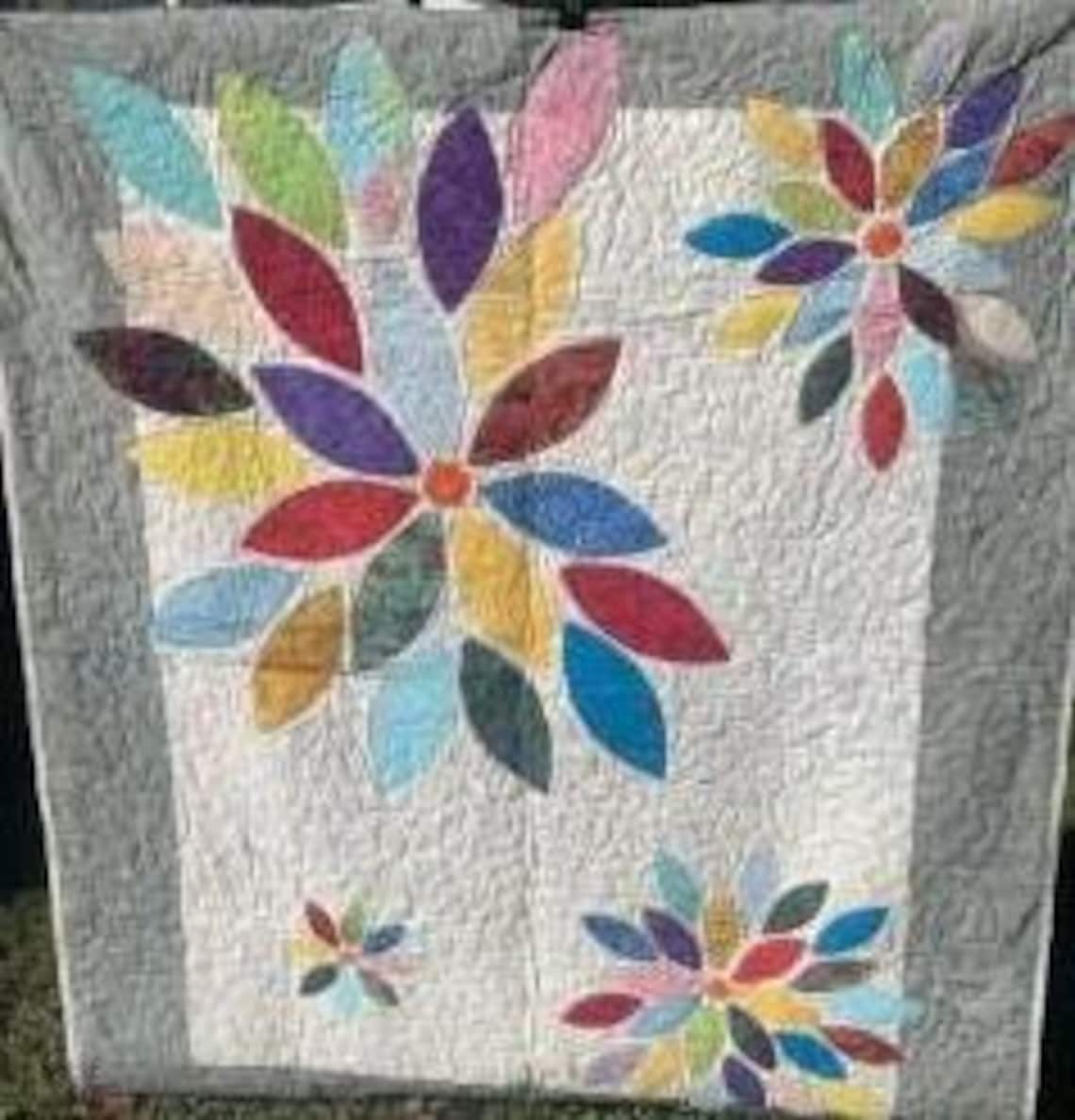 Flower Petal Quilt With Batiks, Gray Border - Etsy