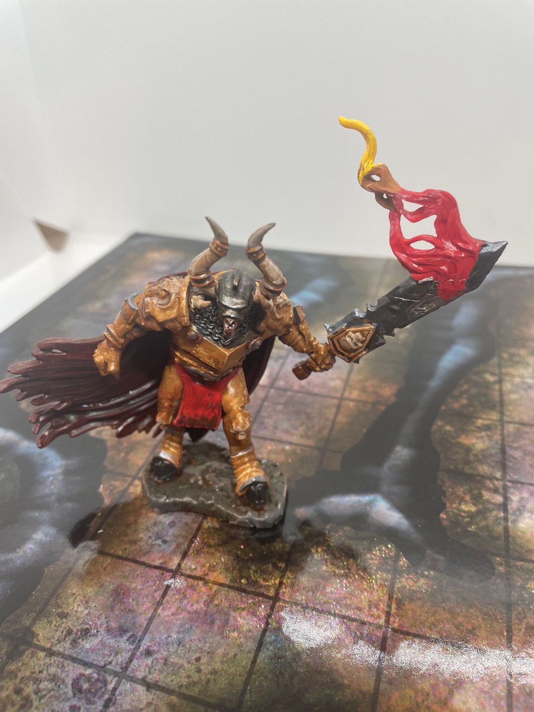 Painted Minotaur Labyrinth Guardian Miniature - Tabletop RPG, Dungeons ...