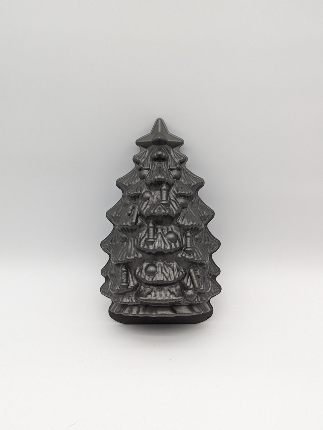 Nordic Ware Christmas Tree Baking Pan Cake Mold 4.5 Cup 11" Cast ...