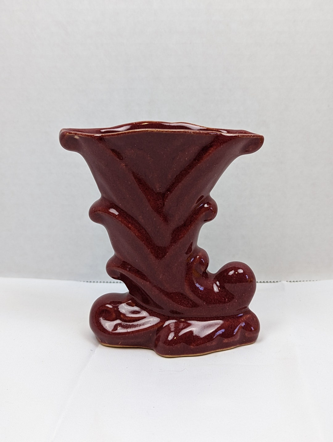 Dryden of Kansas Cornucopia Vase #7k - Etsy