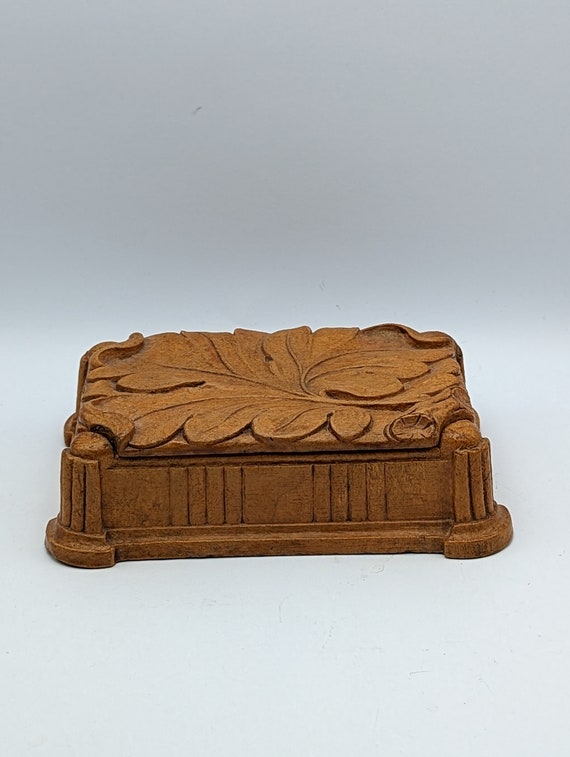 Vintage Syroco Wood Trinket Box, Small Lidded Keepsak… - Gem