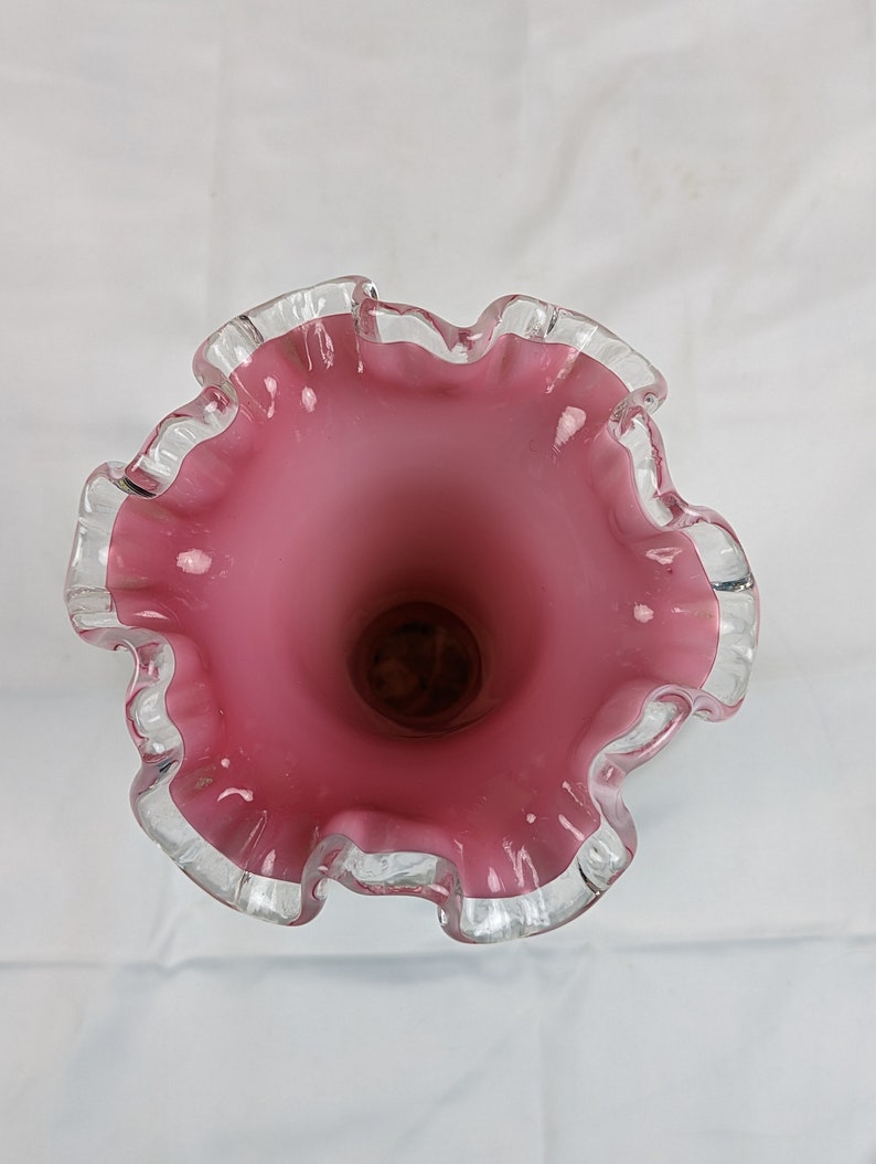 Vintage Fenton Art Glass Silvercrest Vase Pink/peach Ruffled White ...