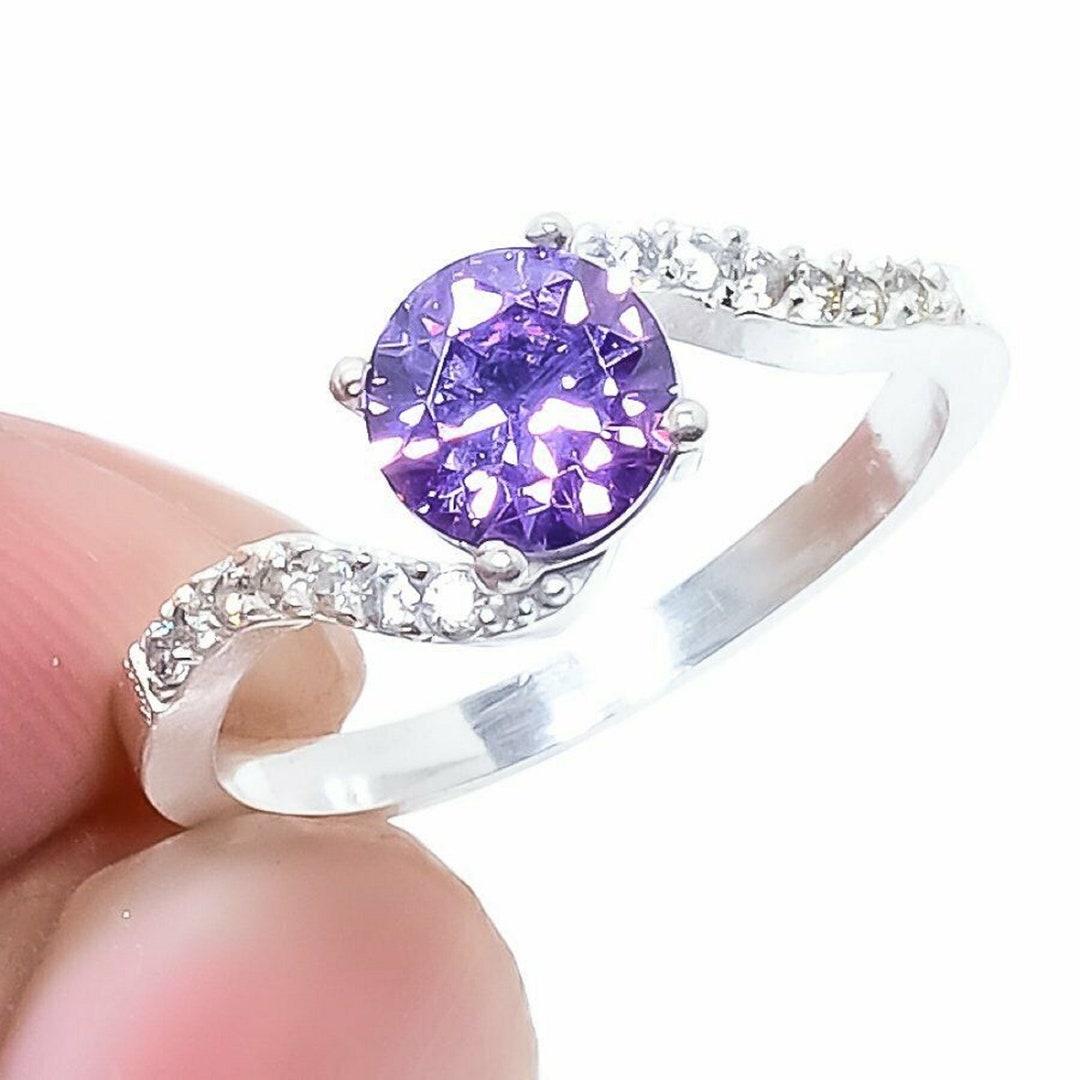 5.25 Karat Natürlich Zertifizierter Amethyst Edelstein Handgefertigt ...