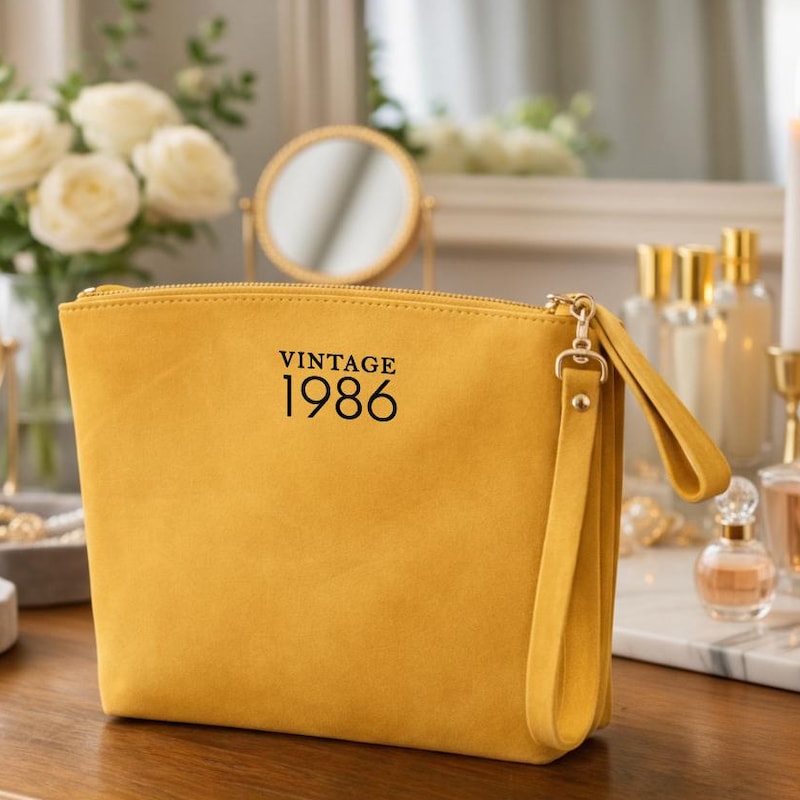 40th Birthday Travel Gift - 60+ Gift Ideas for 2026