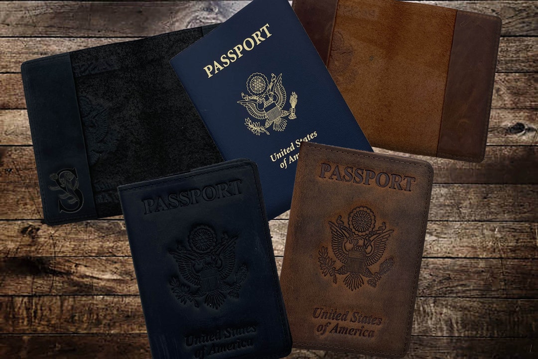 Christmas Couplepassport Holder Personalizedpassport Holderleather Passport Holdercustom