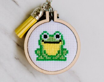 Beaded Frog Keychain | Etsy