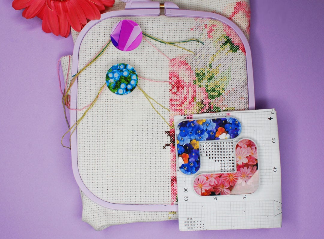 Cross Stitch Embroidery Tool Set: Bobbins & Pattern Minders - Etsy