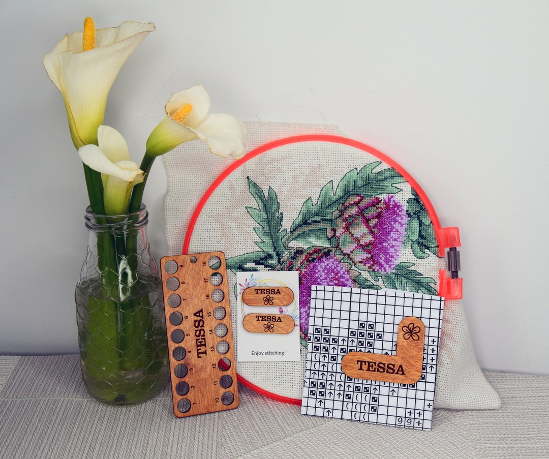 Personalized Cross Stitch Tool Set: Floss Organizer, Needle Minder ...