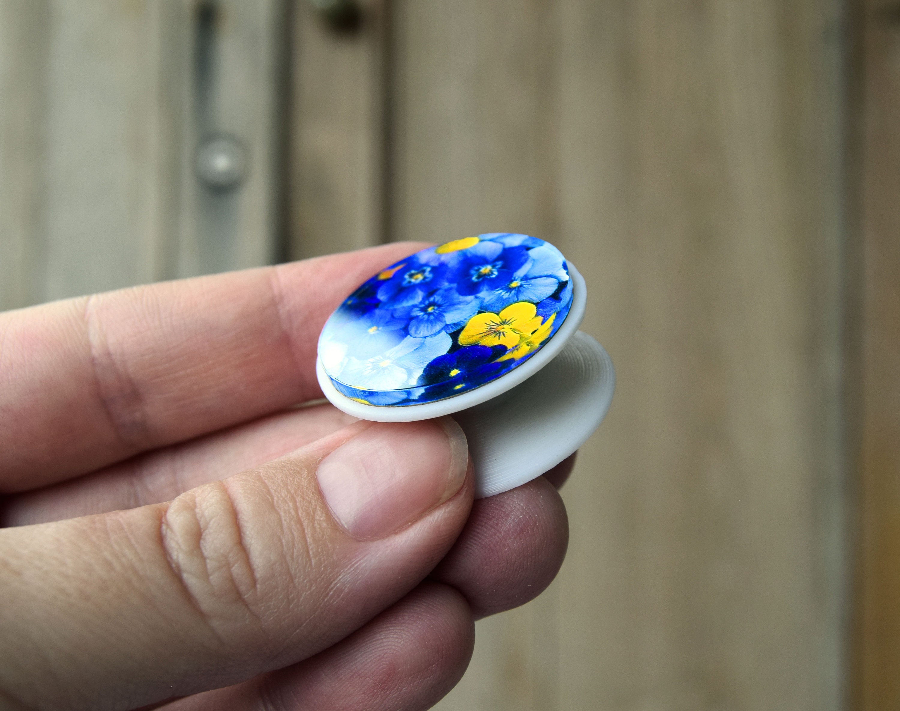 Floss Parking Bobbin and Keepers for Cross Stitch Fabric Tension Clip ...