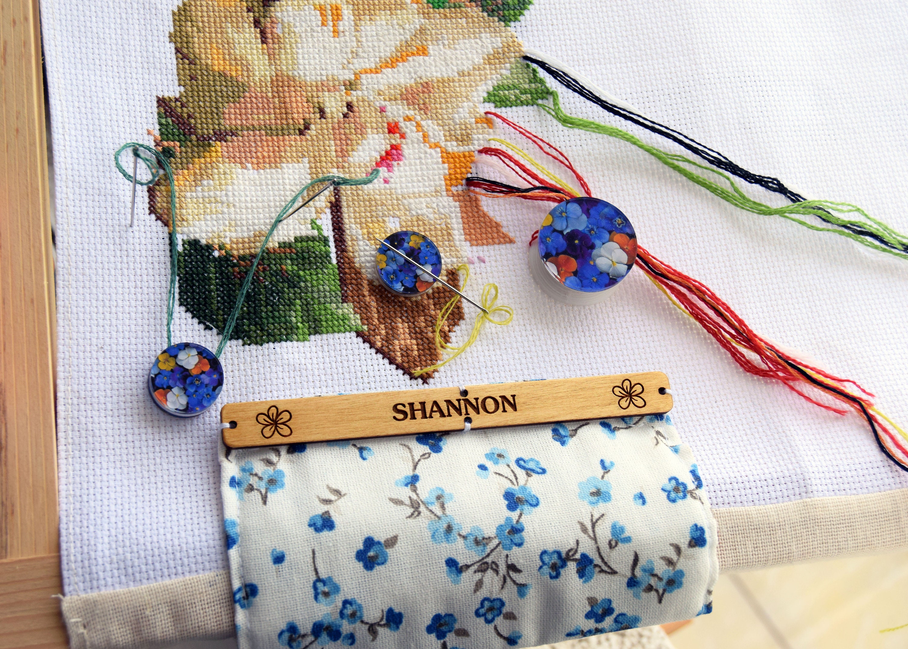 Embroidery Tool Kit for Cross Stitch 4 Accessories Stitching Needle ...