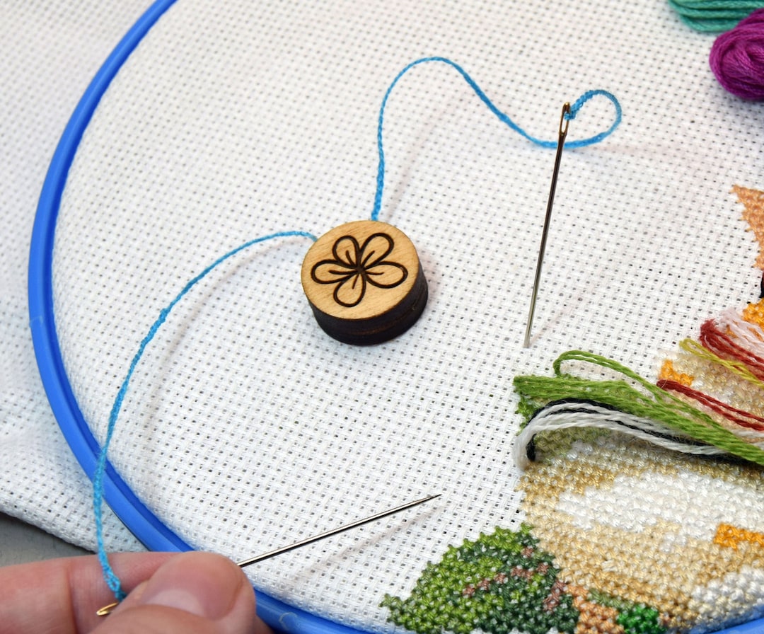 The Set of 2 Counters Thread Picker Counting Pins for Cross Stitch ...