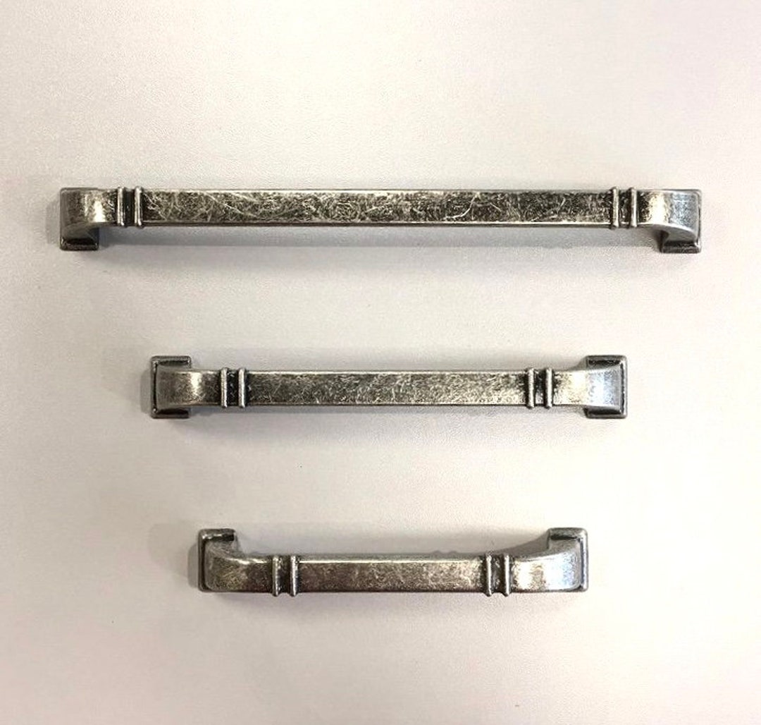 Brushed Vintage Silver Solid Bar Handle for Cabinet in Zinc Alloys ...