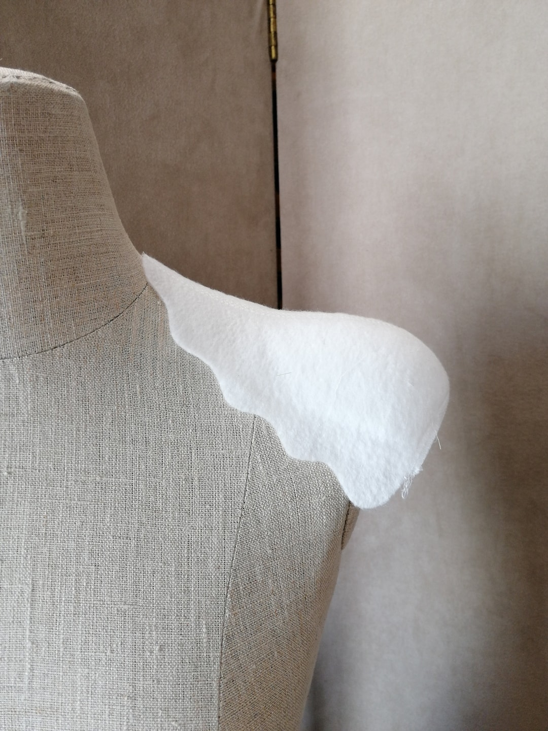 Pair beautifully shaped high fashion shoulder pad for - Etsy 日本