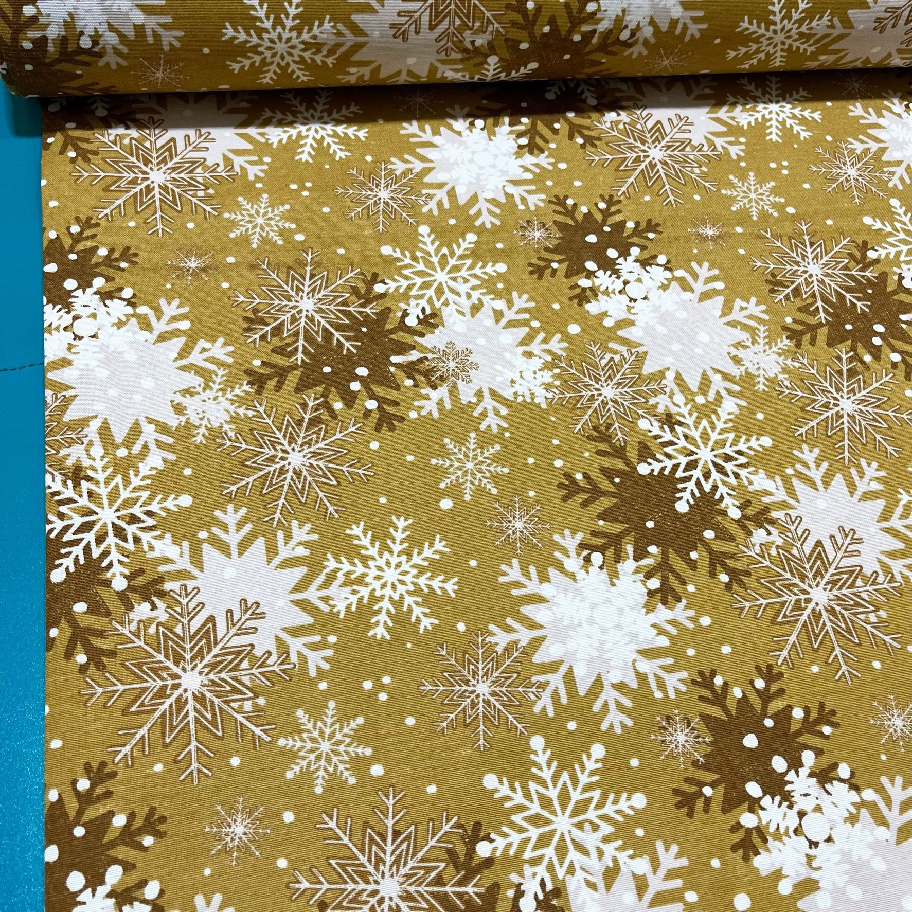 Snowflake Fabric Green Christmas Fabric Winter Print Fabric - Etsy