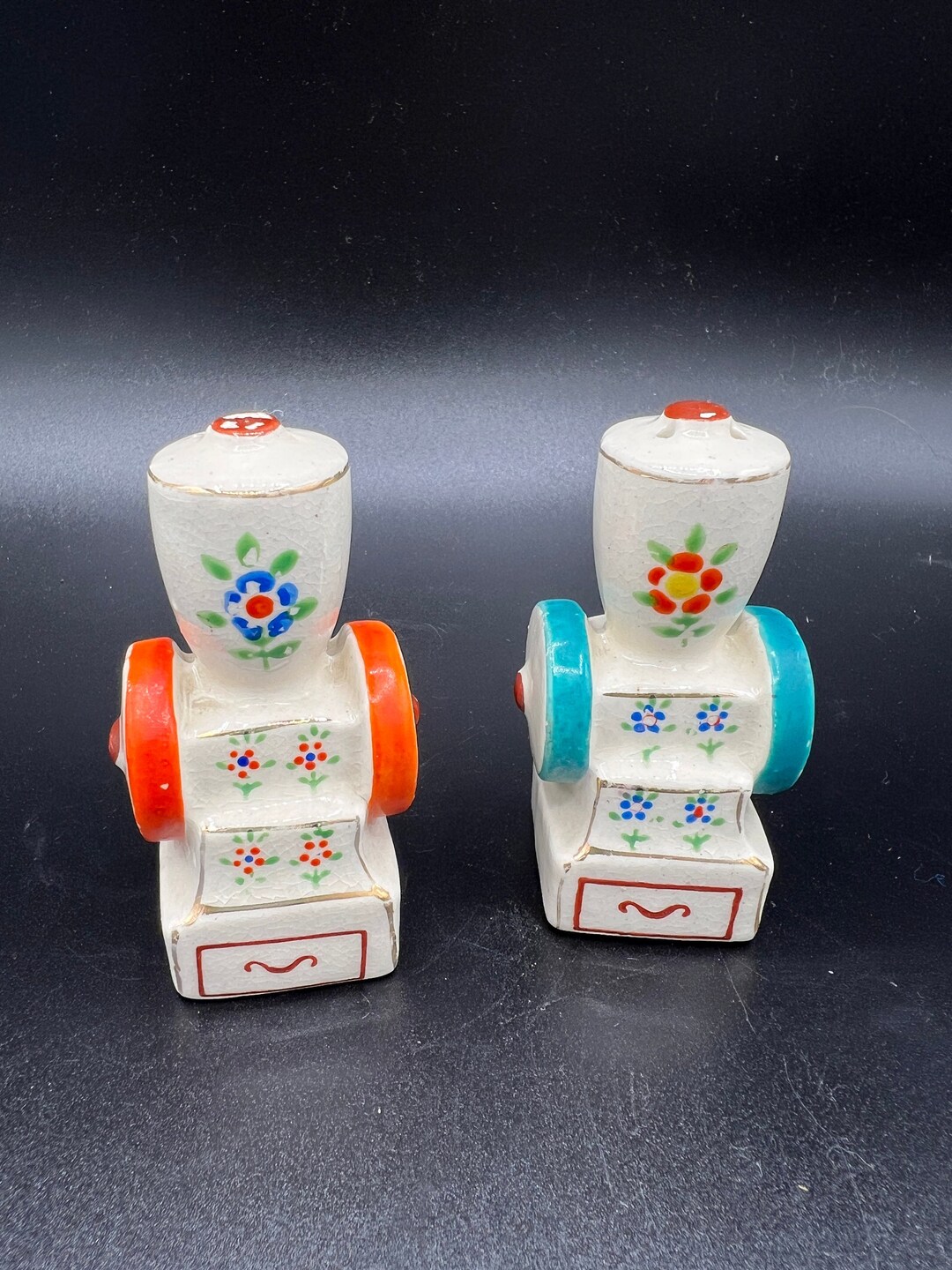 Vintage 1950s - 60s Coffee Grinder S & P Shakers With Cork Stoppers ...