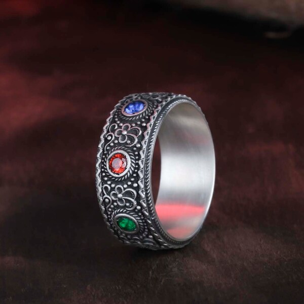 Intricate Band - Etsy