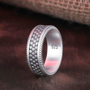 Scales Ring, Detailed Band Ring, Unique Silver Ring, Textured Jewelry ...