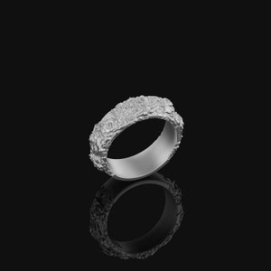 Roses Sterling Ring, Romantic Rose Band, Floral Motif Ring, Nature ...