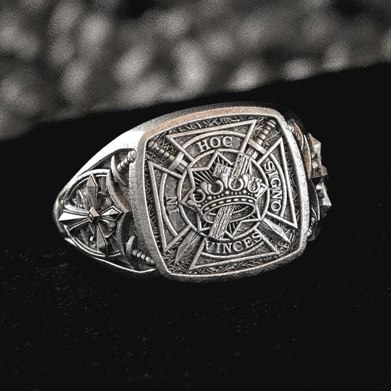 In Hoc Signo Vinces Ring – Sterling Silver Templar Shield Ring With ...