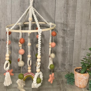 Green and pink boho baby macrame mobile. Rainbow and star | Etsy