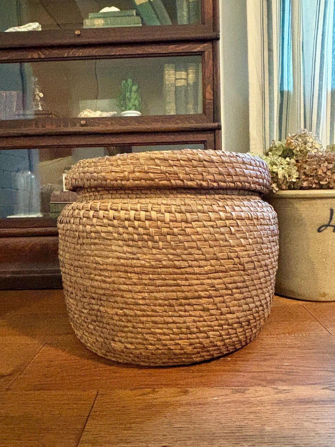 Large Antique Rye Straw Basket With Lid - Etsy