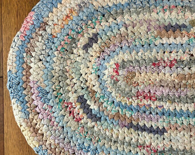Vintage Oval Rag Rug - Handmade - Blue, Cream - 26 1/2 X 50" - Etsy