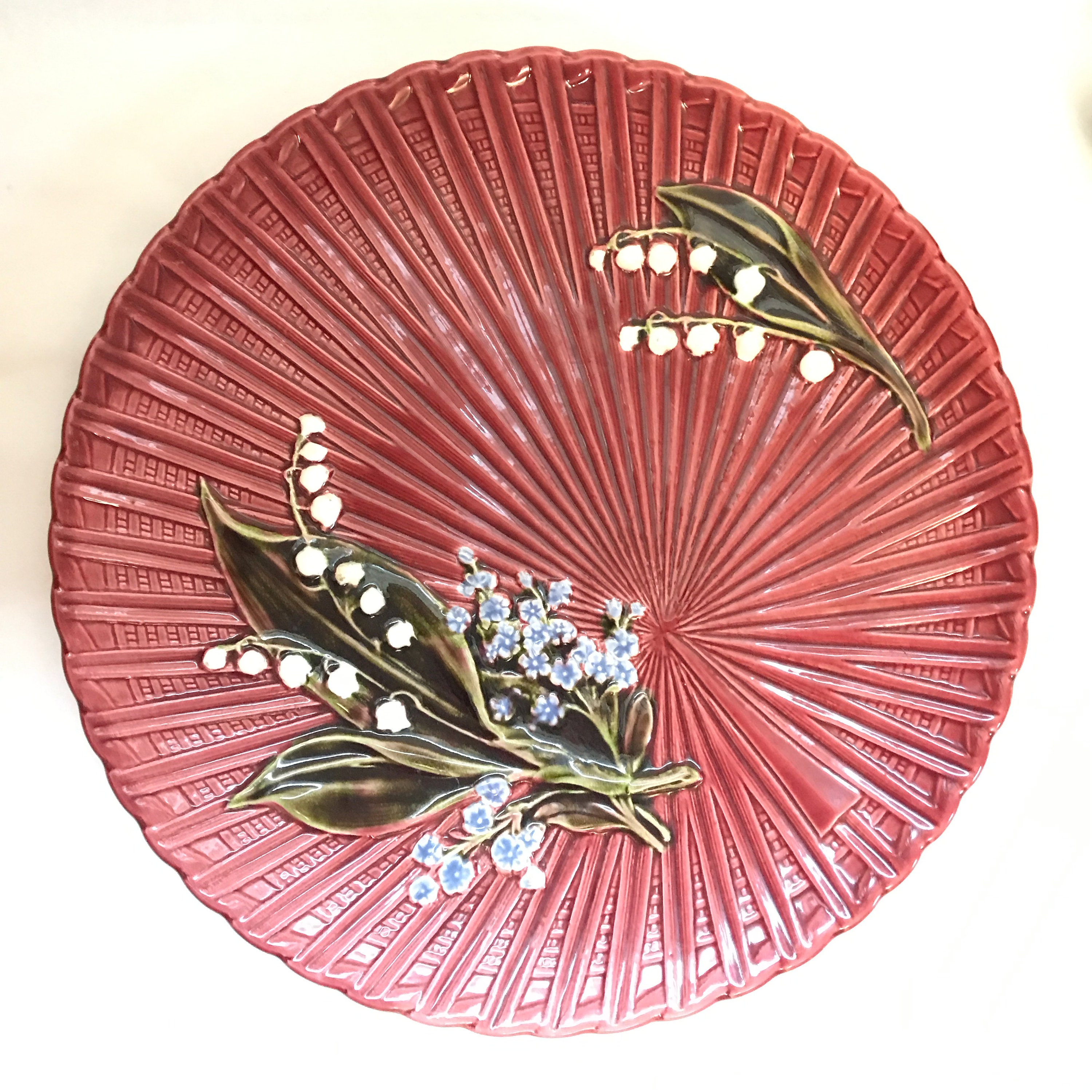 German Majolica Lily of the Valley Plate, Maroon, 11.5 Inch Round ...