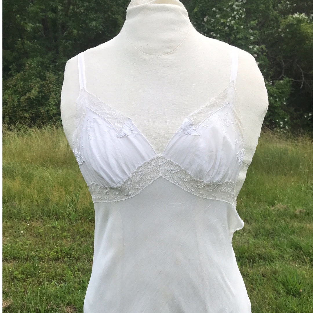 Vintage Ora Feder Nightgown, Hand Embroidered Cotton Batiste - Etsy ...
