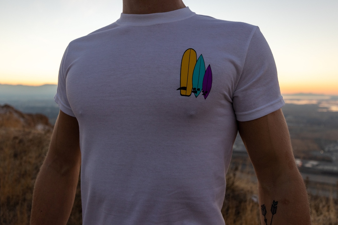 Colorful Surfboard Graphic Tee Cute Summer Tee PNW Surfwear - Etsy Italia