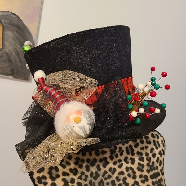 Top Hat Tree Topper - Etsy