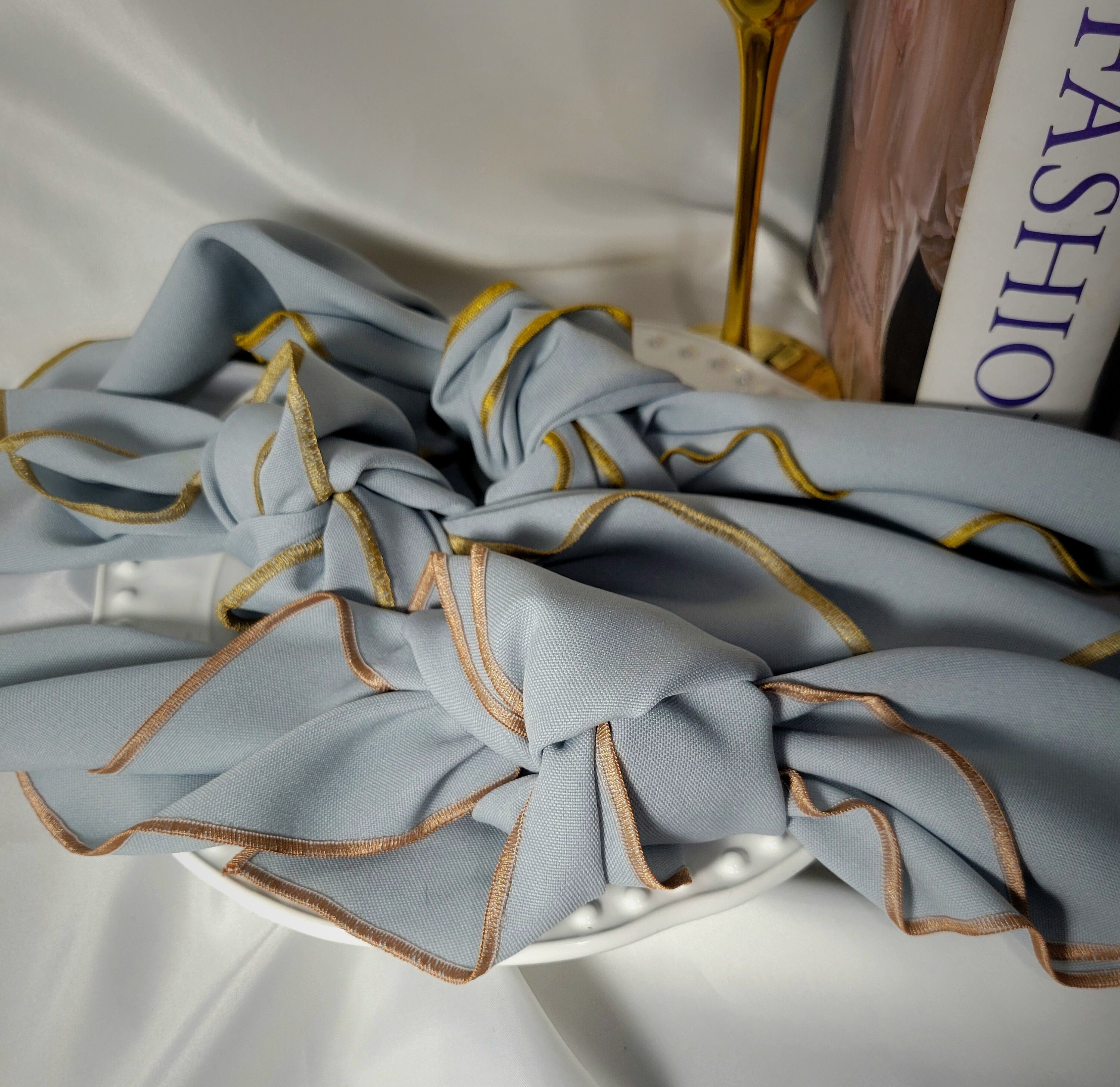 Silver Gray and Gold Napkins, Polyester, Cocktail/dinner Napkins, Light ...
