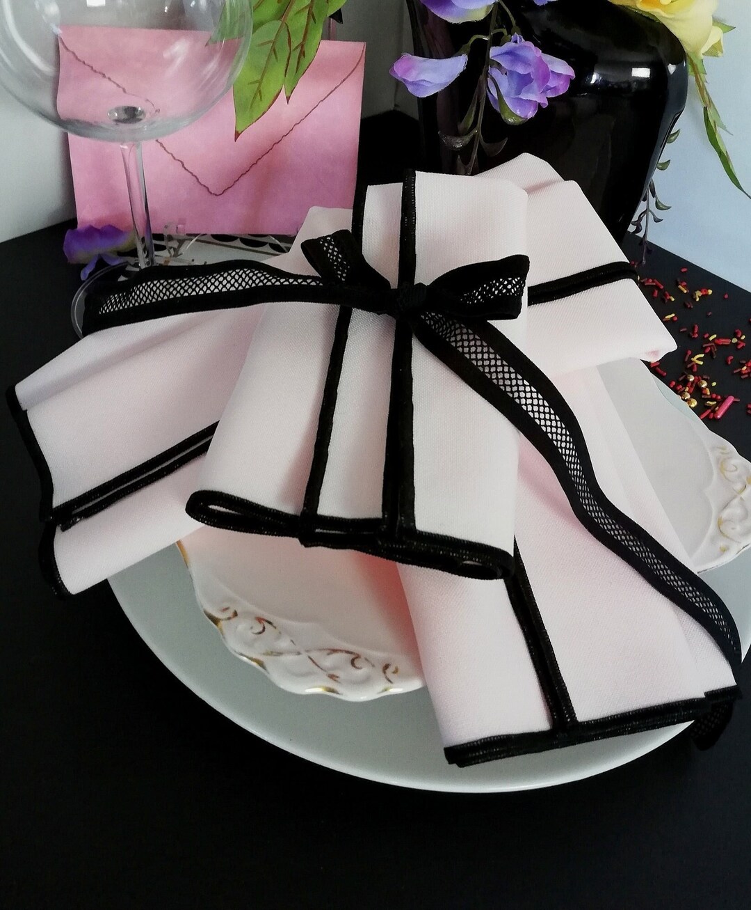 Light Pink Napkins With Black Trim, Polyester, Pink and Black Napkins ...