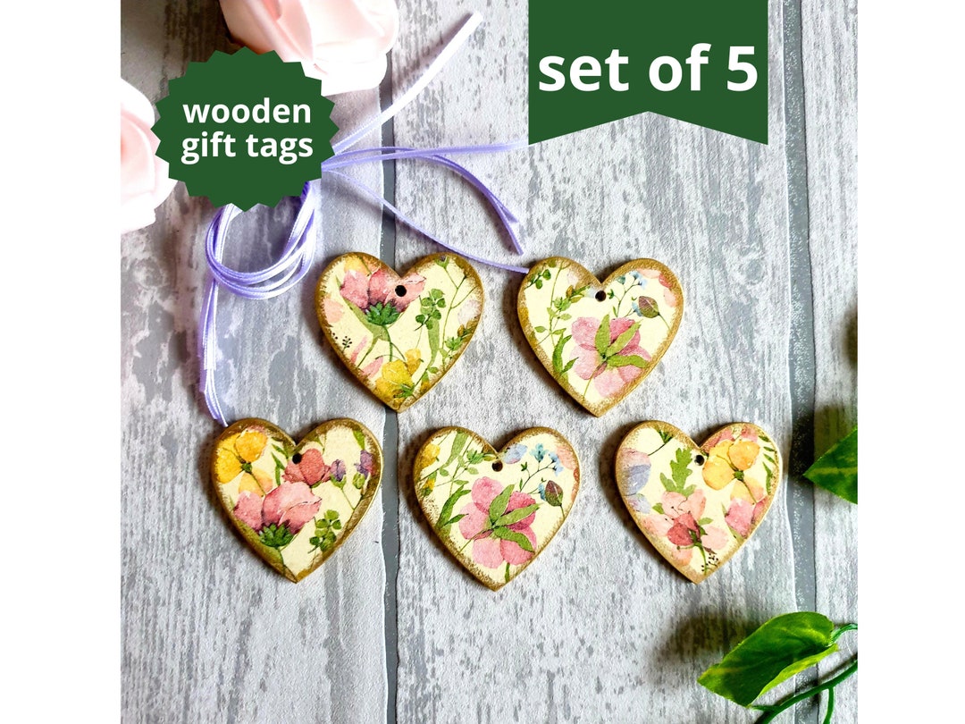 Delicate Floral Gift Tags Set of 5 Wooden Hearts Gift Tags Flower Gift ...